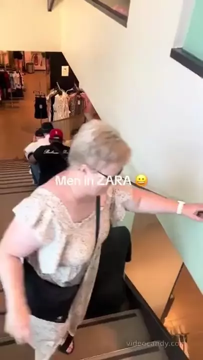 Video Random 115 - Lahelu